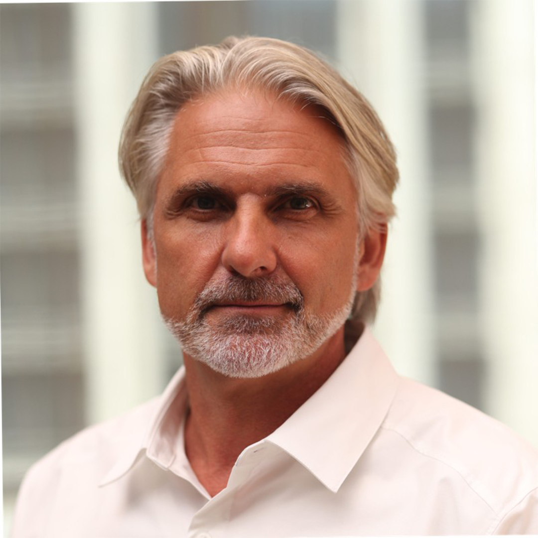 David Armstrong - Cohesive